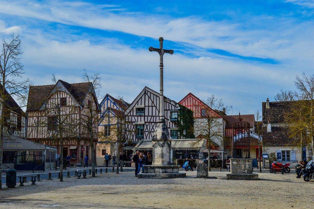 Promenade médiévale à Provins - Le Petit Explorateur