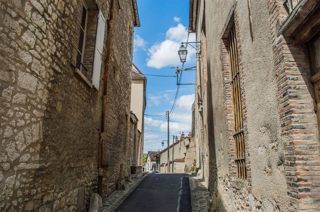 Promenade médiévale à Provins - Le Petit Explorateur