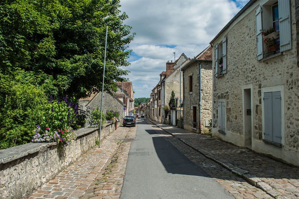 Promenade médiévale à Provins - Le Petit Explorateur