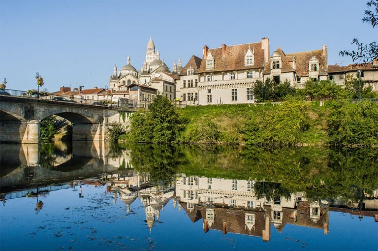 Impressions de Périgueux - Le Petit Explorateur